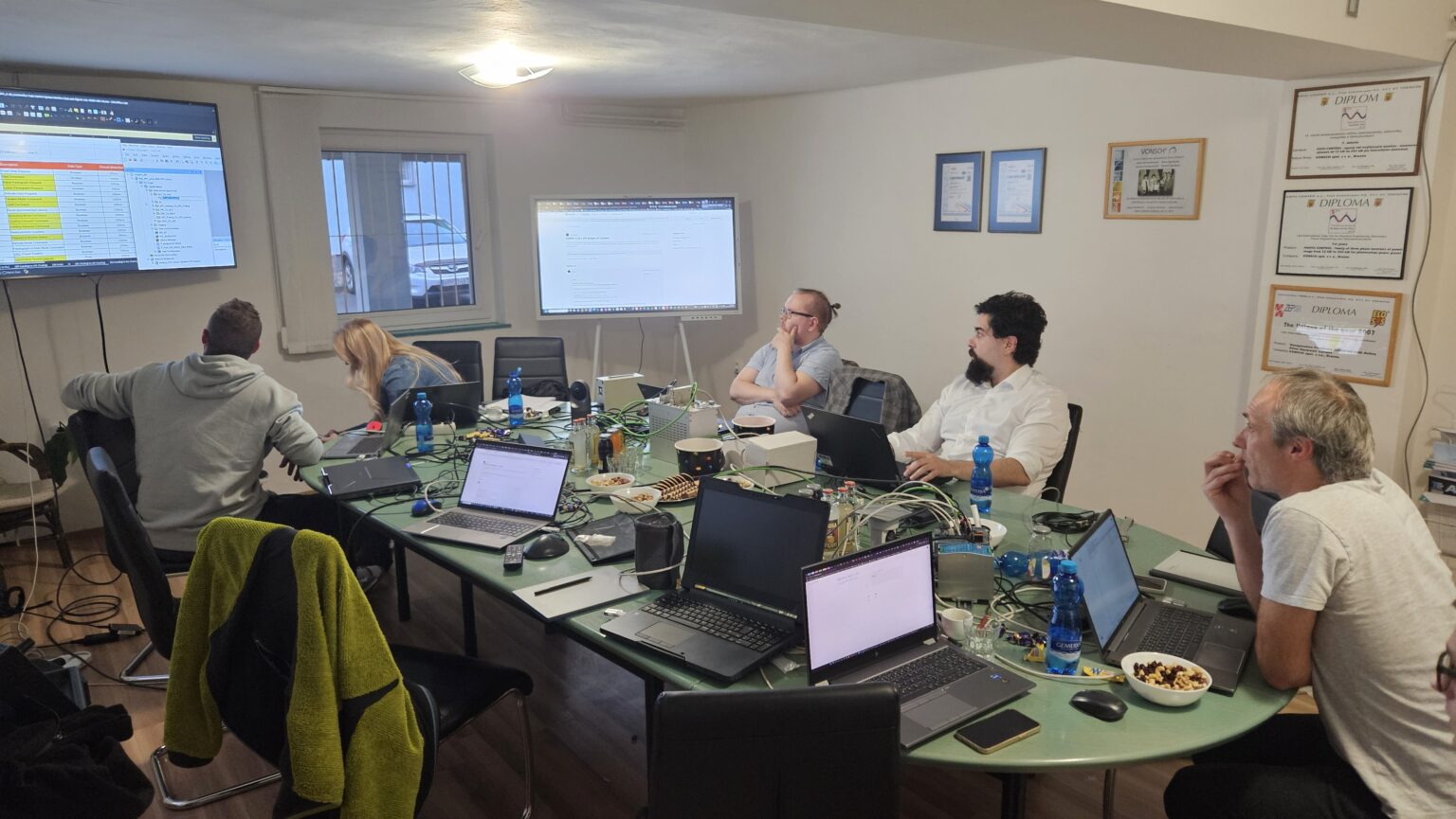 Support to build their own TCMS applications