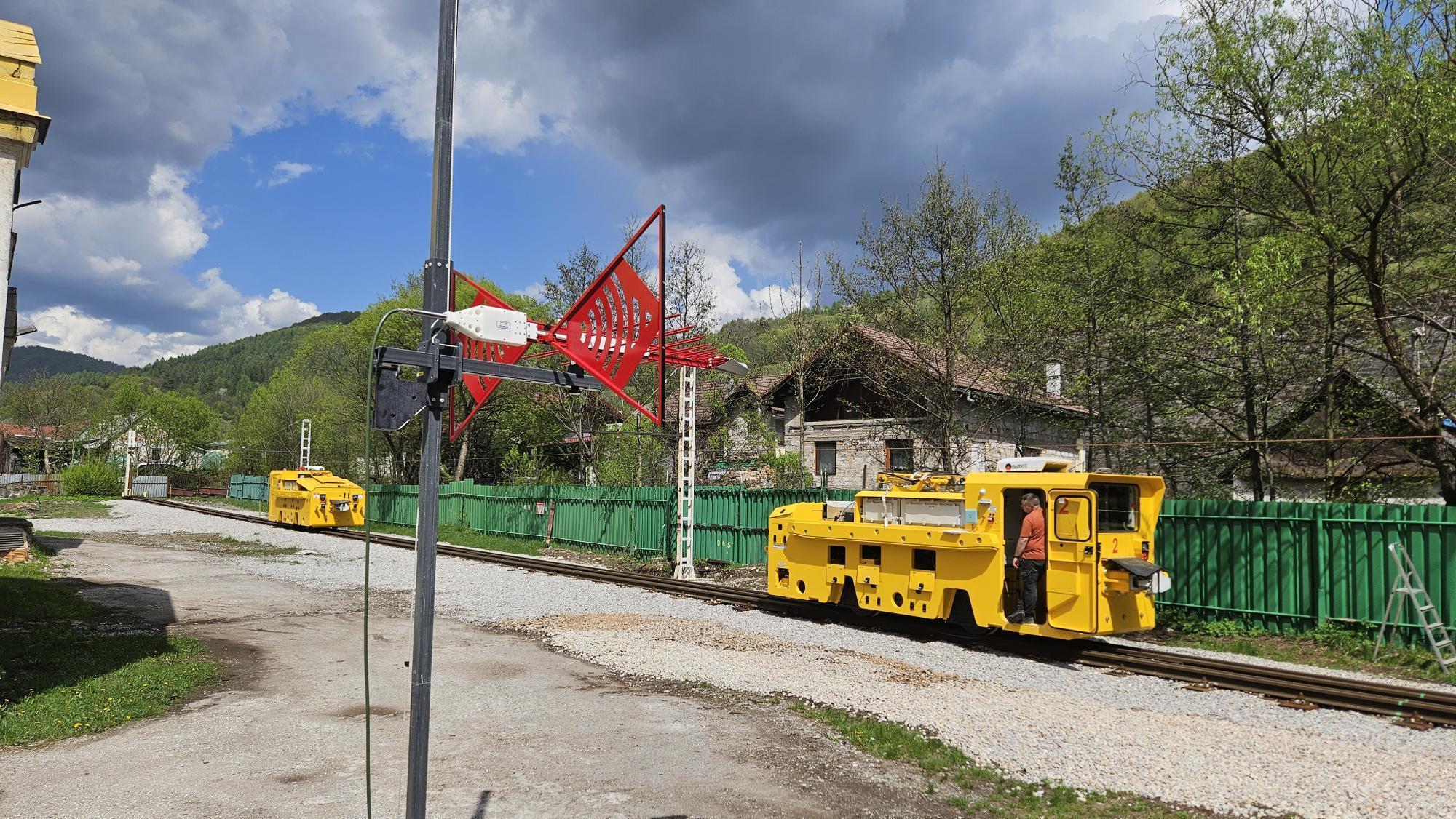 Support to build their own TCMS applications